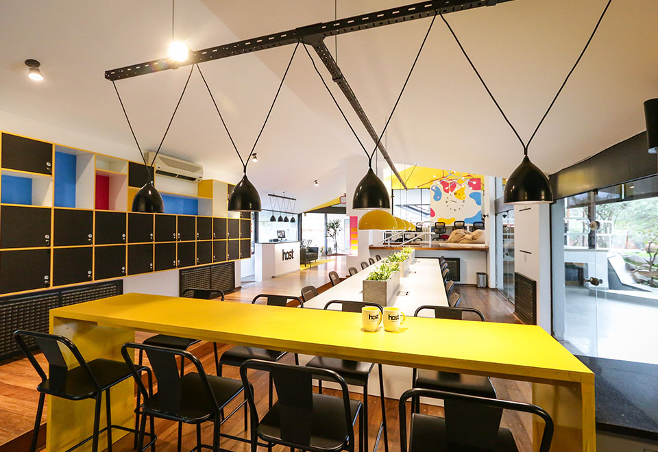 HOST Coworking